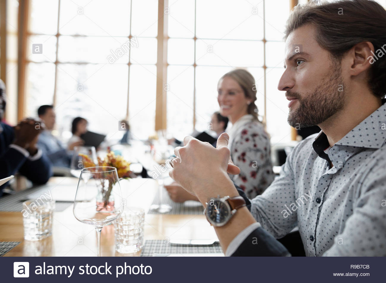 Man dining table hi-res stock photography and images - Alamy
