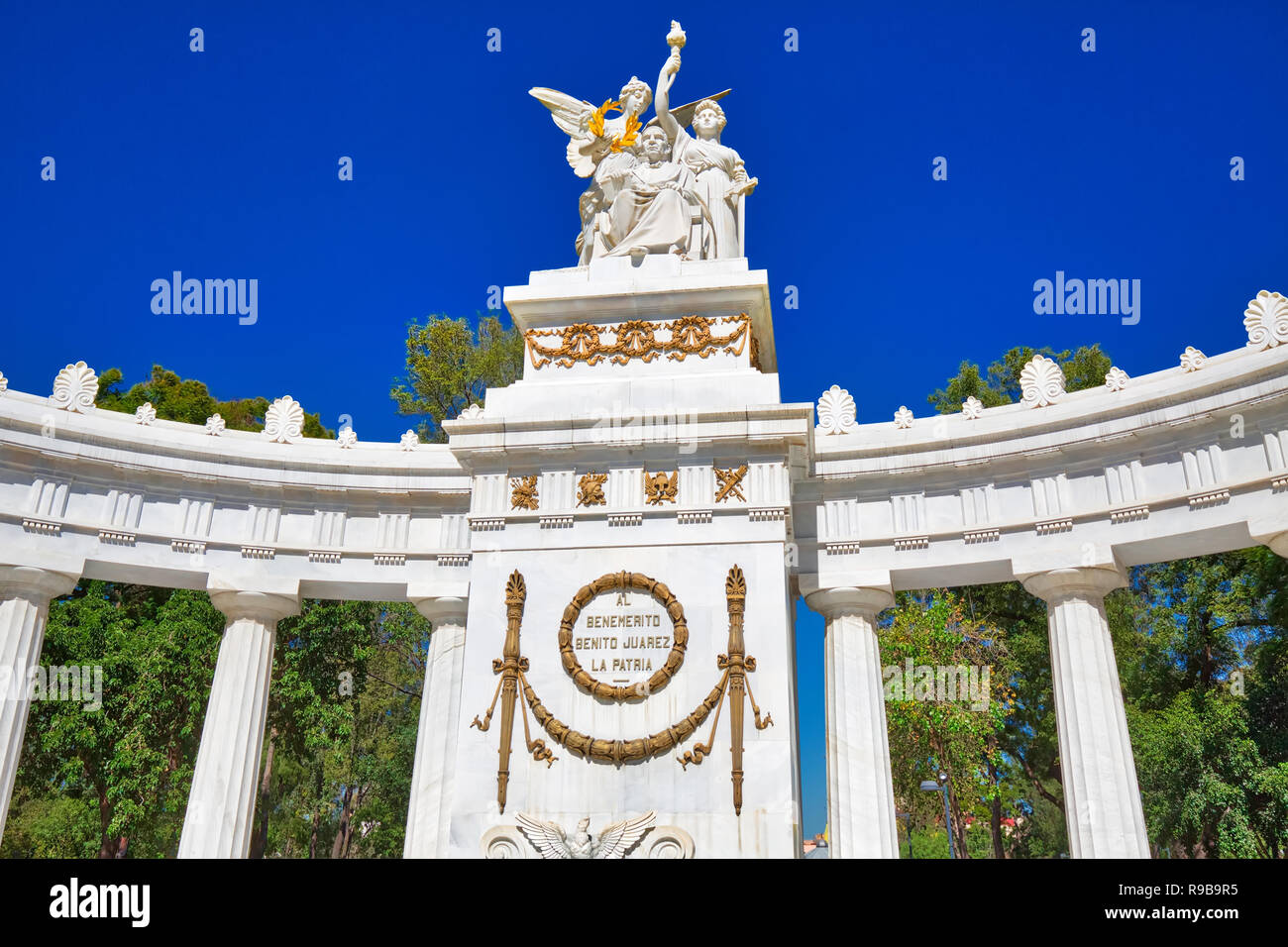 Landmark Benito Juarez Monument (The Juarez Hemicycle) at Mexico City ...