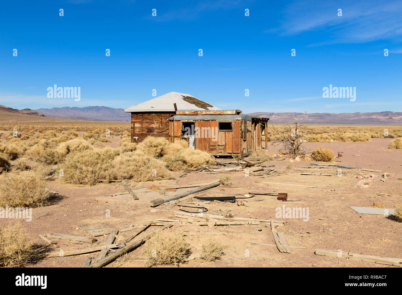 Abandoned building at Bonnie Claire Ghost Town in Nevada, USA Stock ...