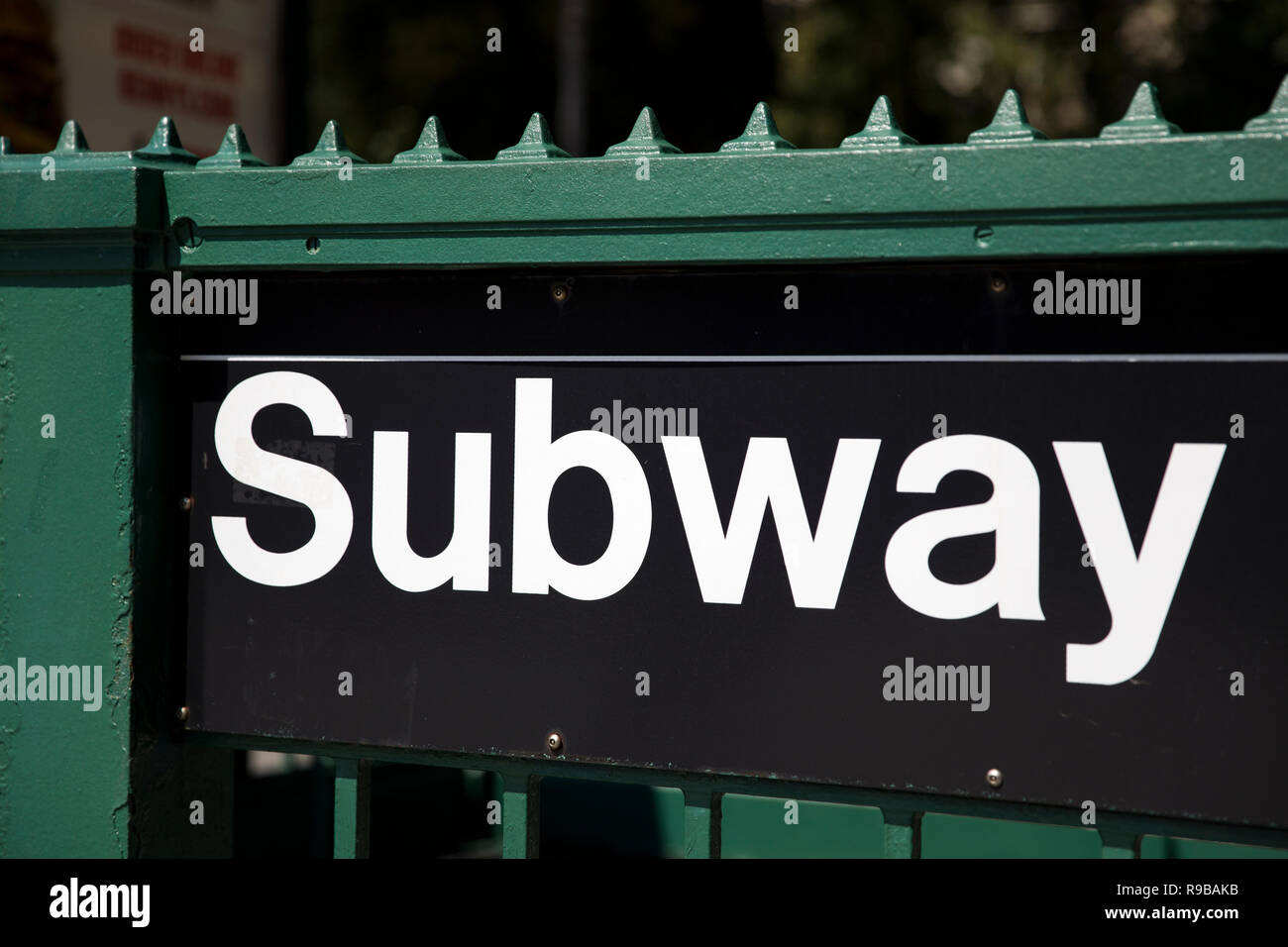 New york city subway entrance hi-res stock photography and images - Alamy