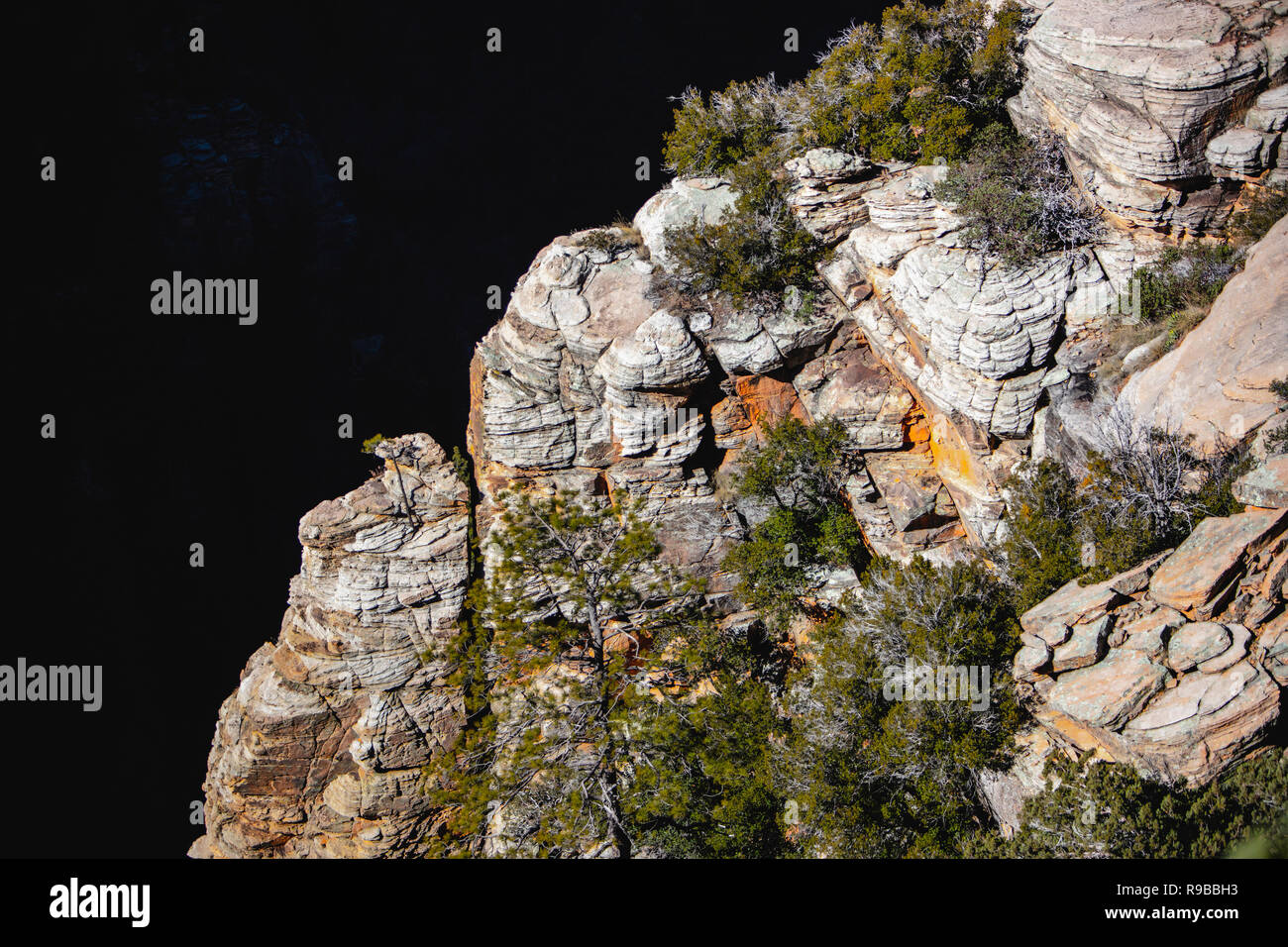 Dark canyon hi-res stock photography and images - Alamy