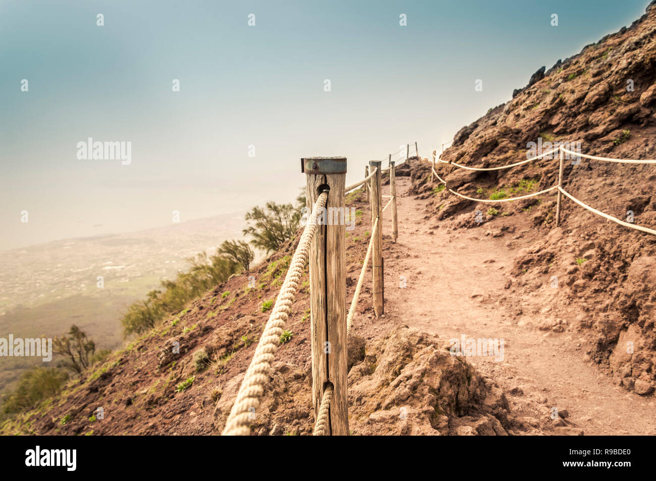 Mount vesuvius volcanic eruption hi-res stock photography and images ...
