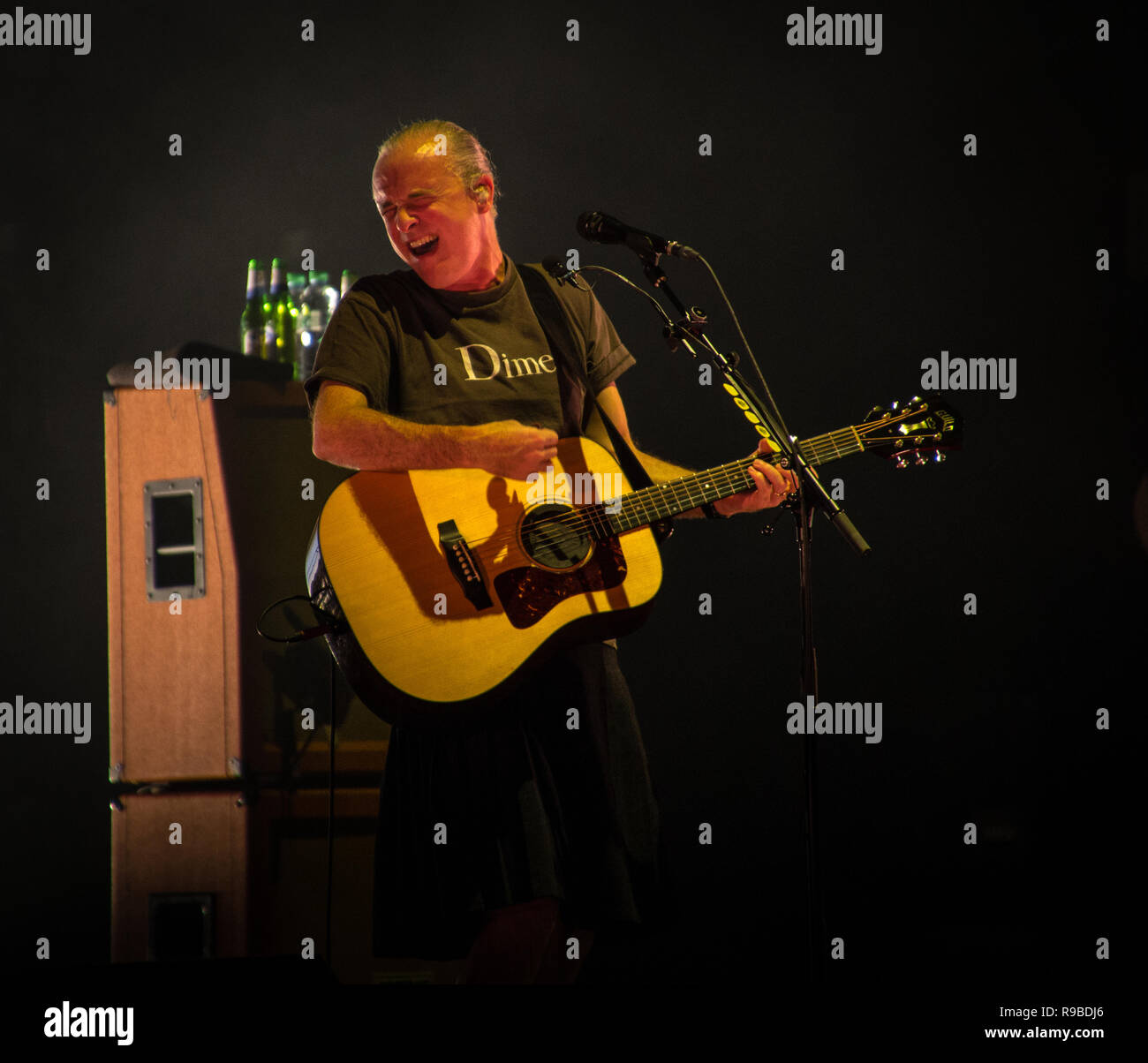Travis live at o2 apollo Manchester Stock Photo - Alamy