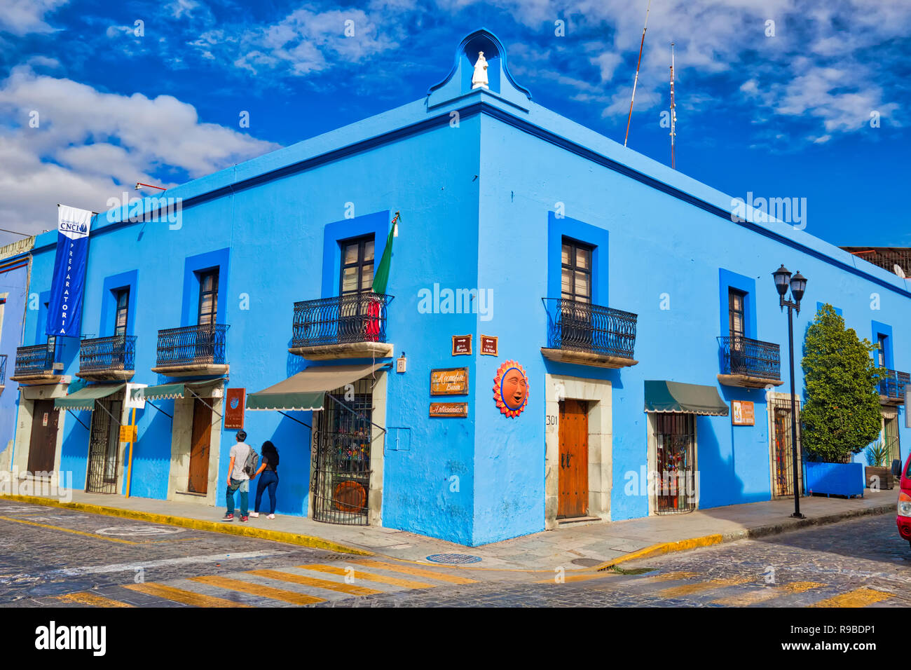 Oaxaca, Mexico-1 December, 2018: Scenic old city streets and colorful ...