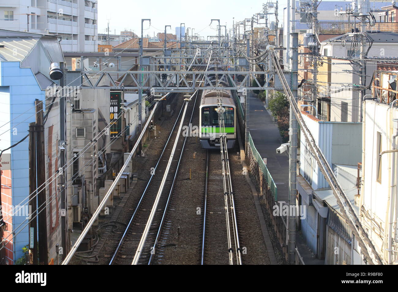 Subway tokyo hi-res stock photography and images - Alamy