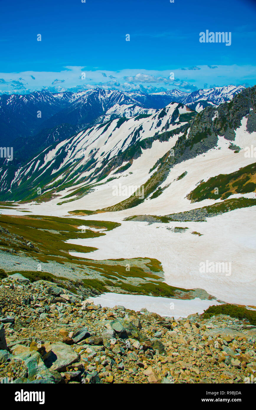 Tree no one to visit the mountains hi-res stock photography and images ...