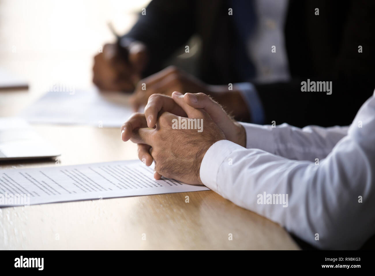 Arms agreement hi-res stock photography and images - Alamy