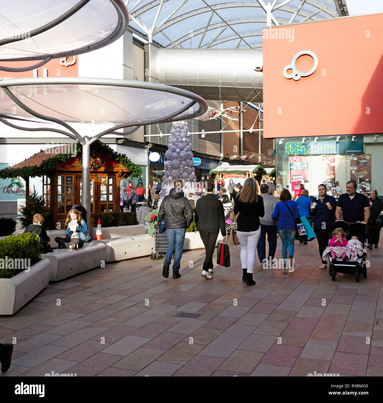 The Malls, Basingstoke, Hampshire England UK. December 2018. Christmas ...