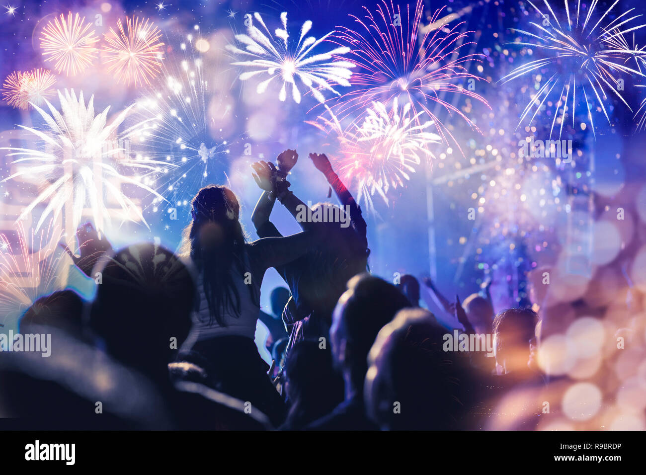 Chinese fire clock hi-res stock photography and images - Alamy