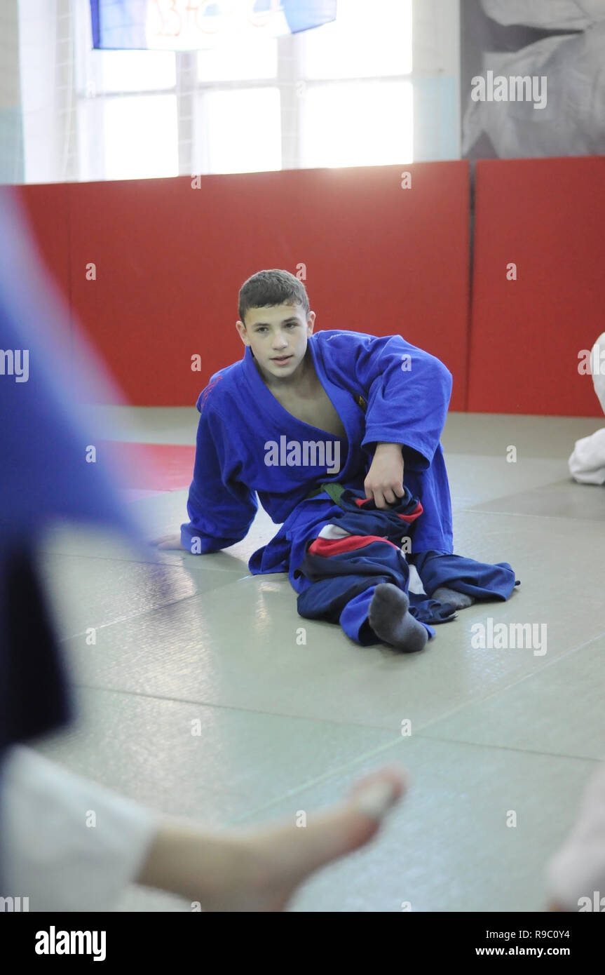 Judo teen boy hi-res stock photography and images - Alamy