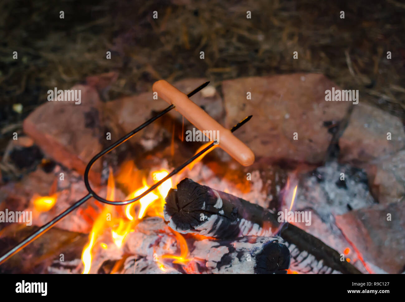 Campground cooking hi-res stock photography and images - Alamy