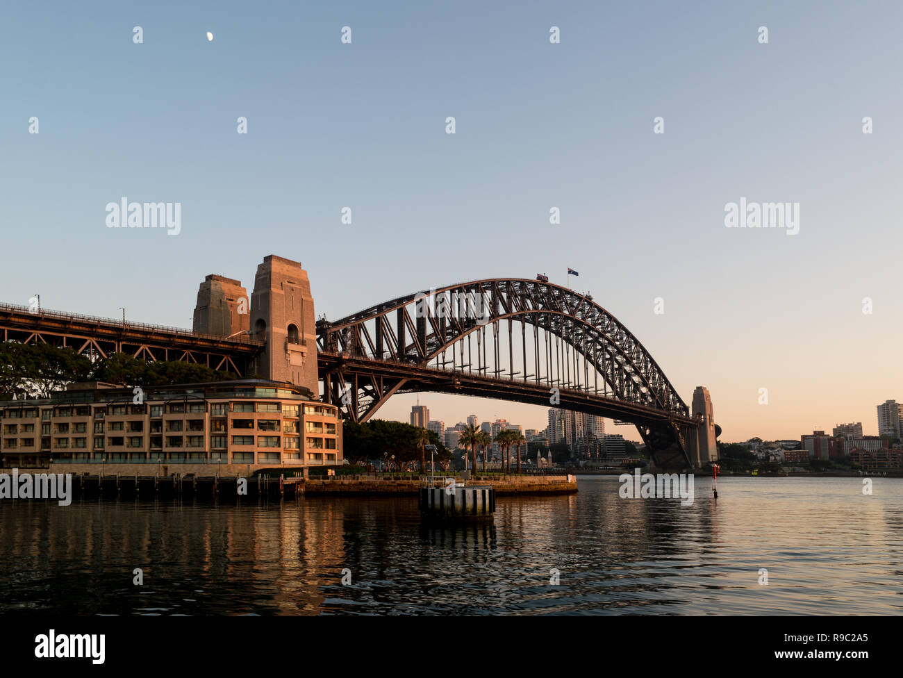 Sydney bridge reflection hi-res stock photography and images - Alamy
