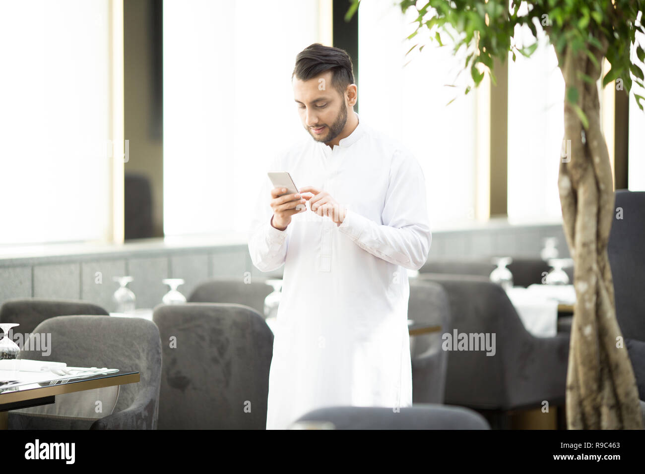 Professional contacts hi-res stock photography and images - Alamy