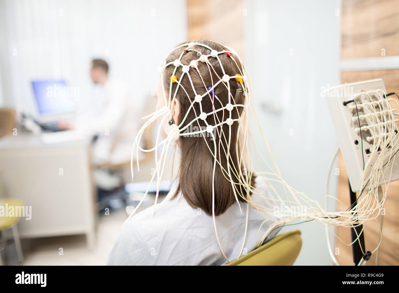 Eeg test hi-res stock photography and images - Alamy