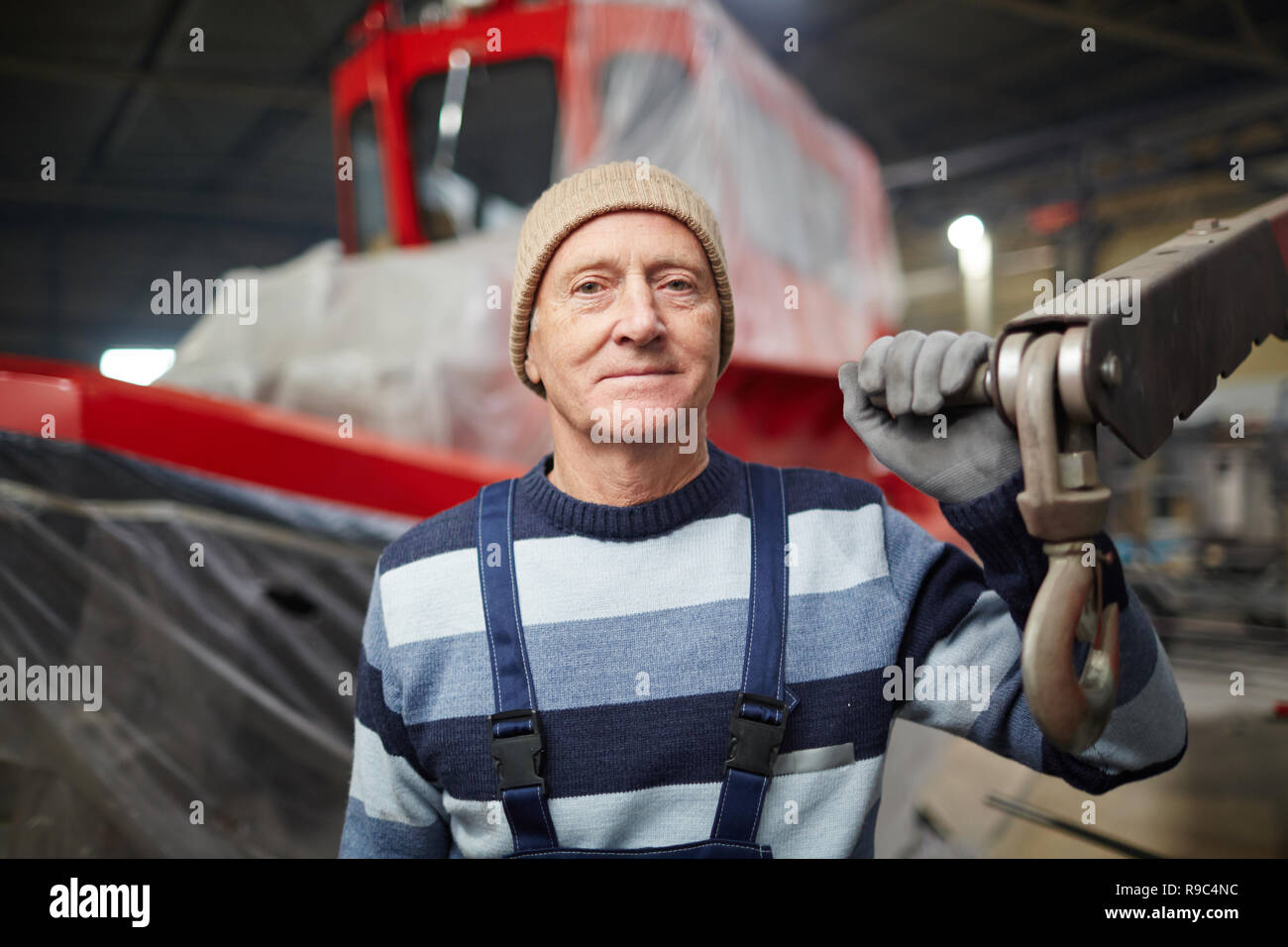 The shipbuilding engineer hi-res stock photography and images - Alamy