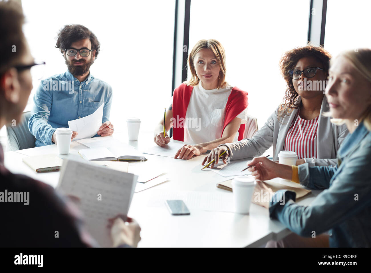 Staff meeting hi-res stock photography and images - Alamy