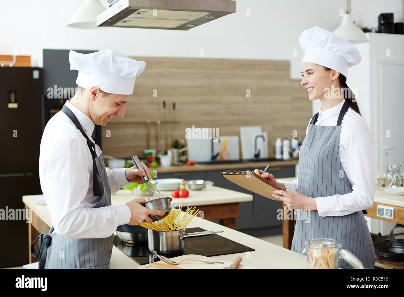 Cooking note hi-res stock photography and images - Alamy