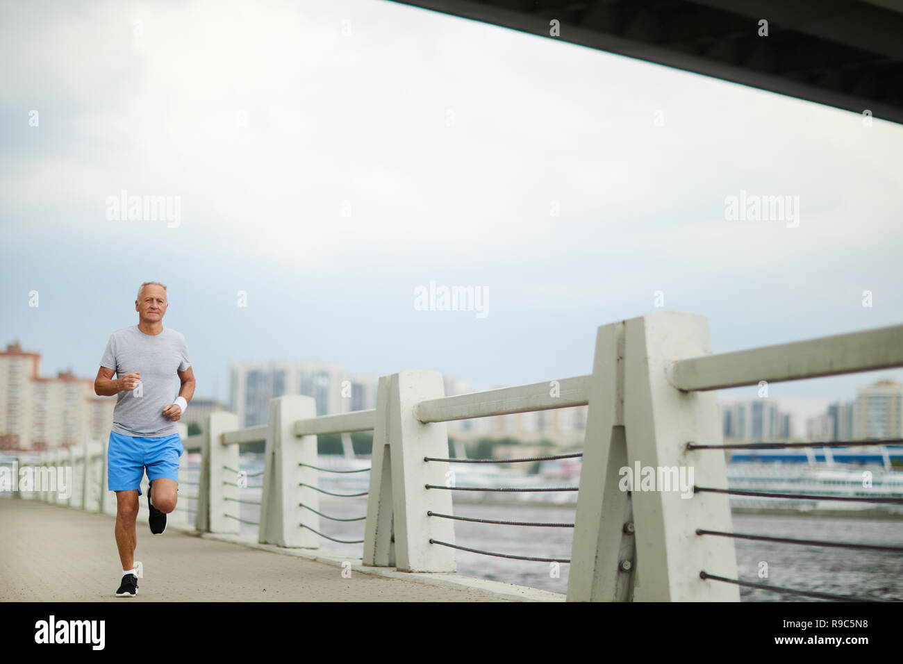 Running activity hi-res stock photography and images - Alamy