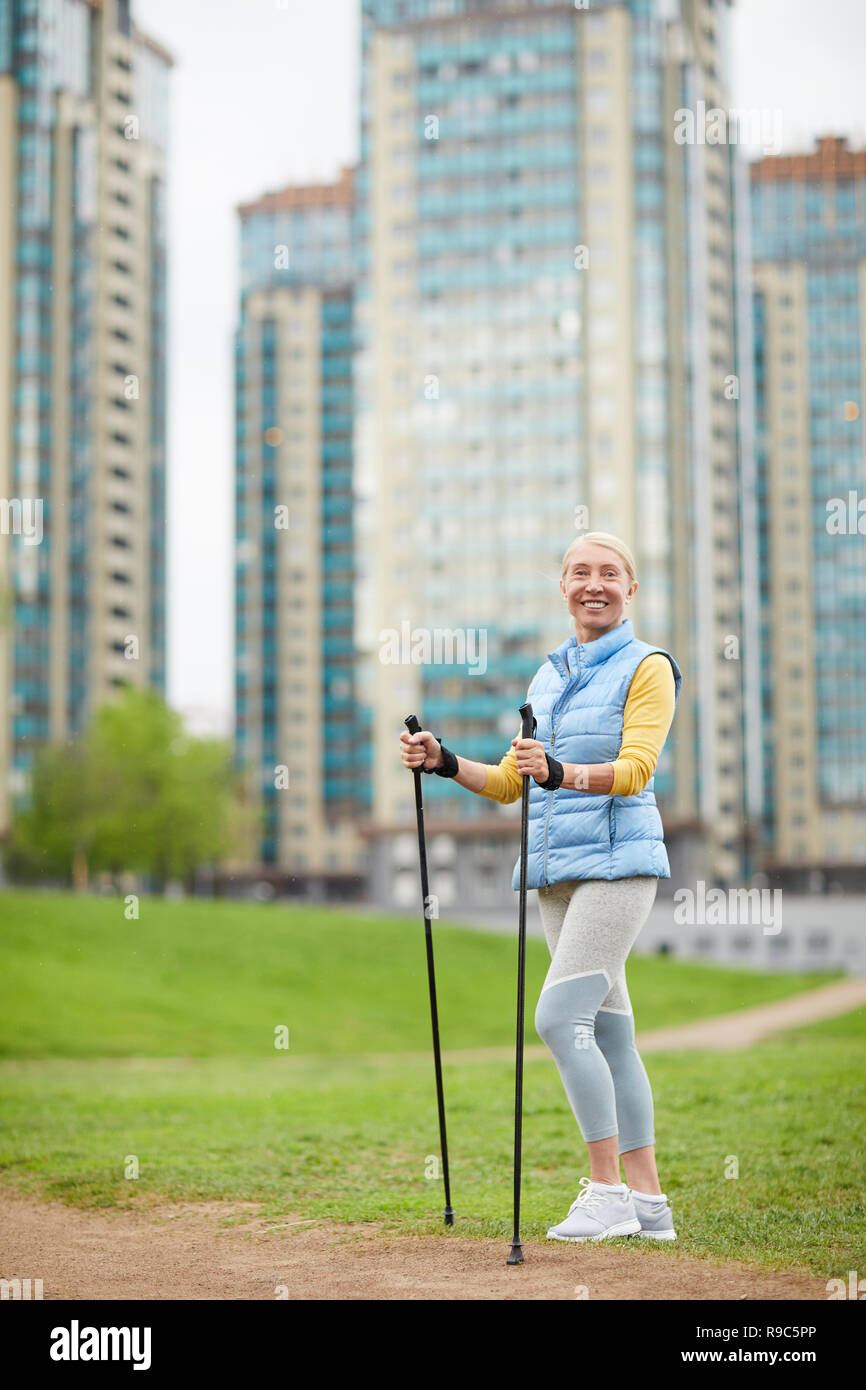 Urban activity hi-res stock photography and images - Alamy