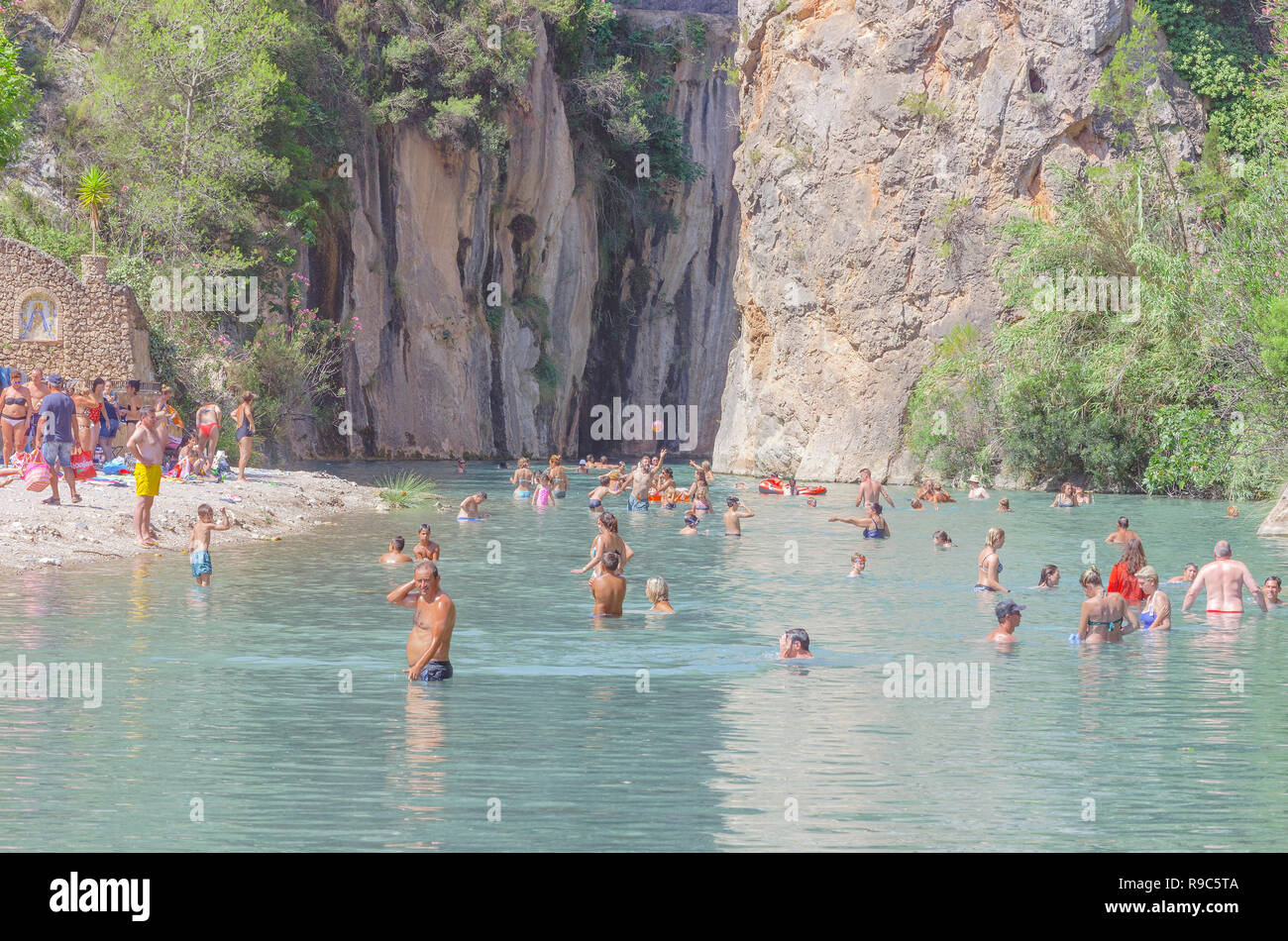 Montanejos pool hi-res stock photography and images - Alamy