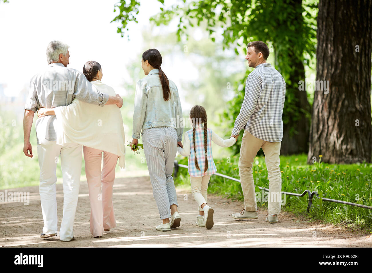 Grandparent and child walking hi-res stock photography and images - Alamy