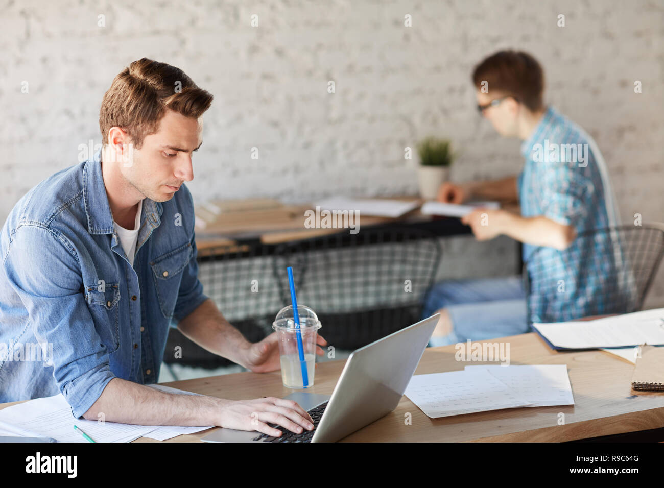 Searching for online ideas Stock Photo - Alamy