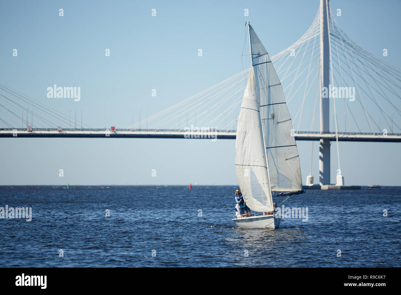 Activity sailing hi-res stock photography and images - Alamy