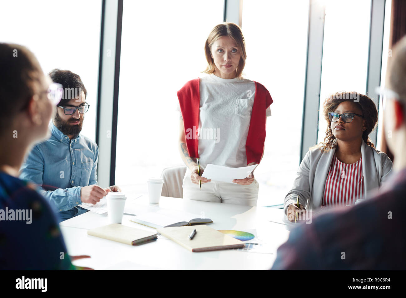 Employee coaching hi-res stock photography and images - Alamy