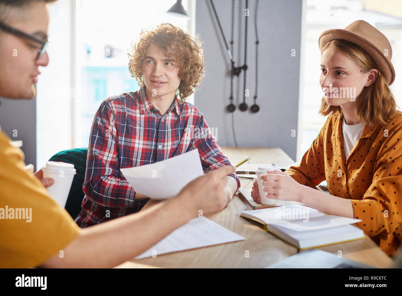 Discussion of working points Stock Photo - Alamy