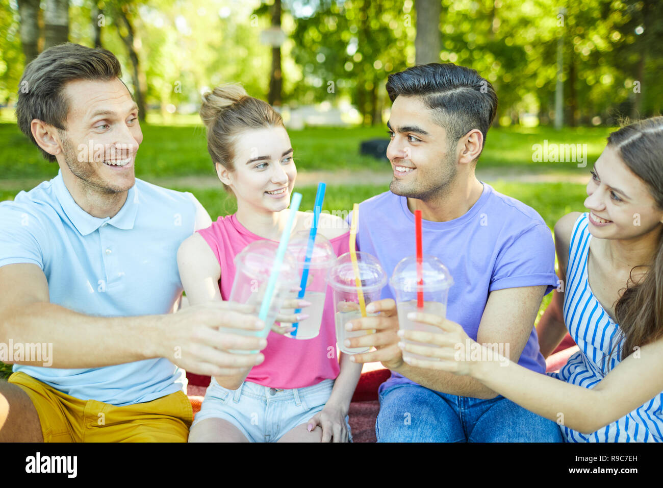 Guy summer hi-res stock photography and images - Alamy