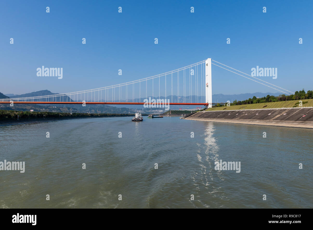 Three Gorges Dam - China - Bridge over shipping lanes leading to ship ...