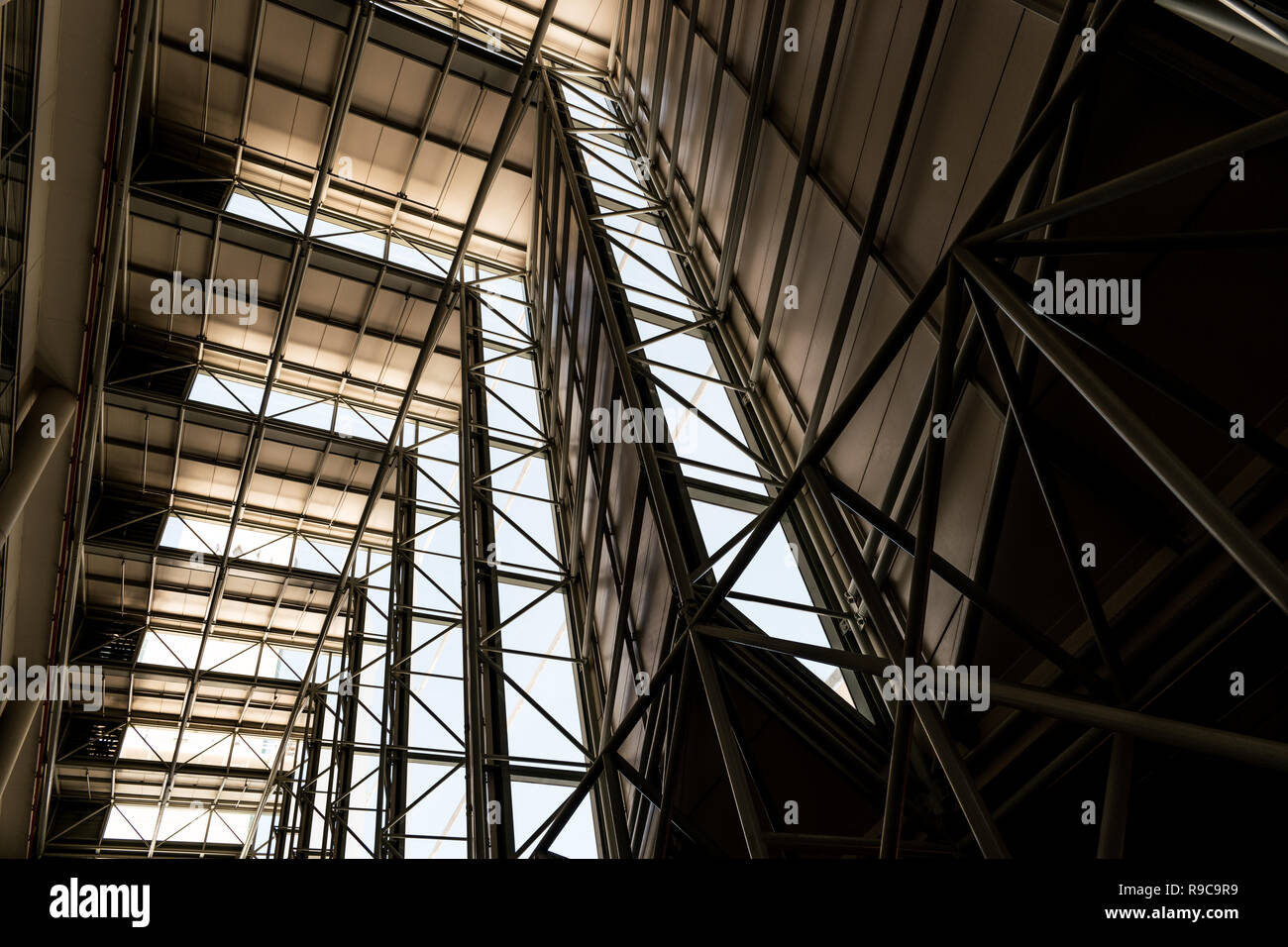 modern office atrium Stock Photo - Alamy