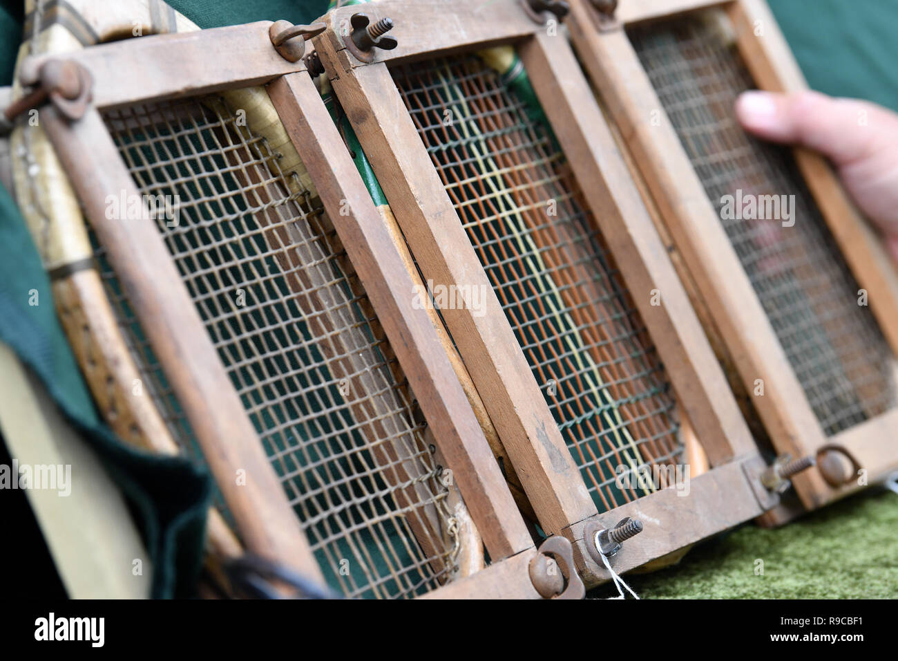 Vintage tennis raquet hi-res stock photography and images - Alamy