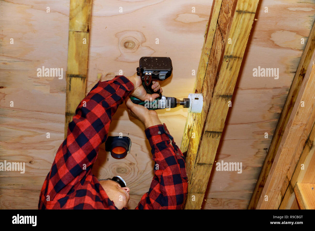 Prepare a pipe joint with sealing a pipe renovation new home ...