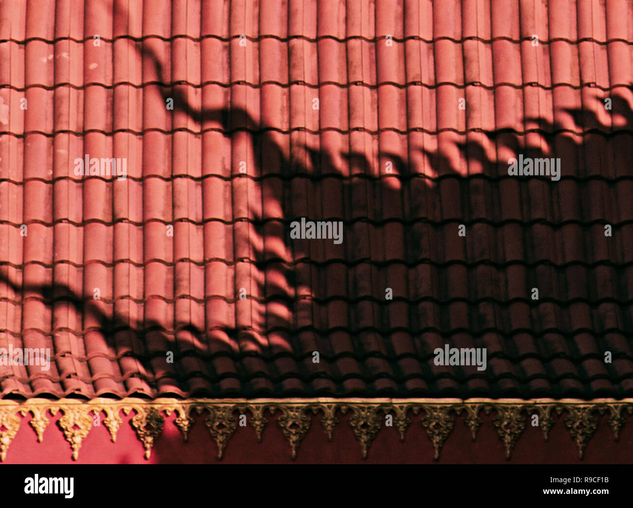 Inclined roof hi-res stock photography and images - Alamy