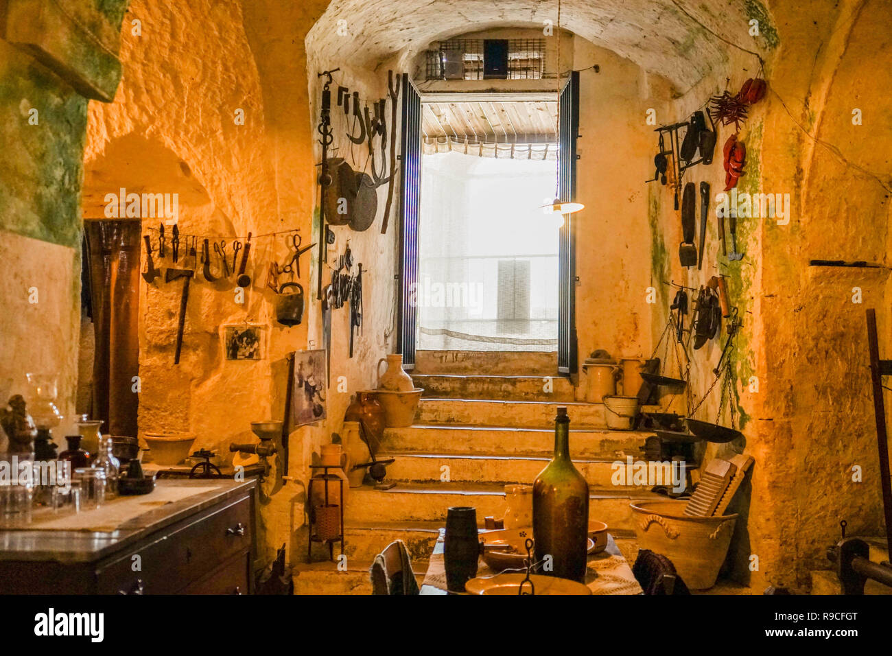Medieval house interior peasant hi-res stock photography and images - Alamy