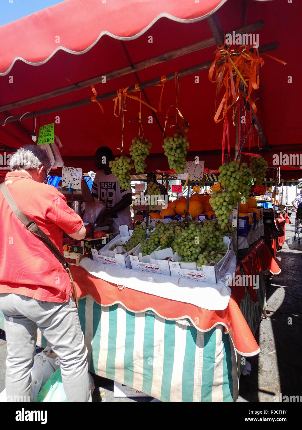 Famous food counters hi-res stock photography and images - Alamy