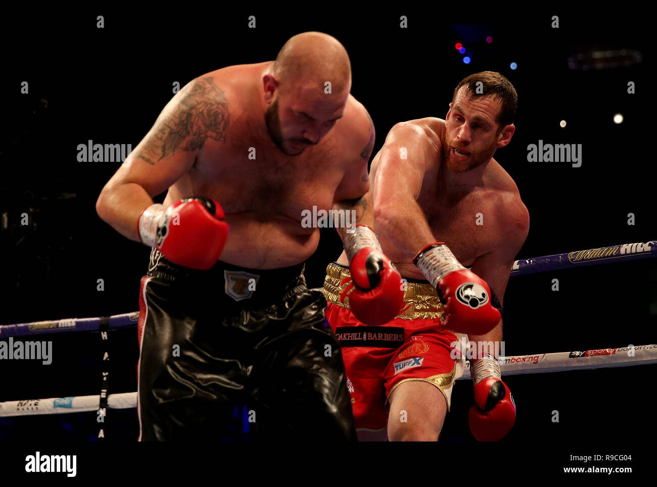 David Price (right) and Tom Little during the Heavyweight contest at ...