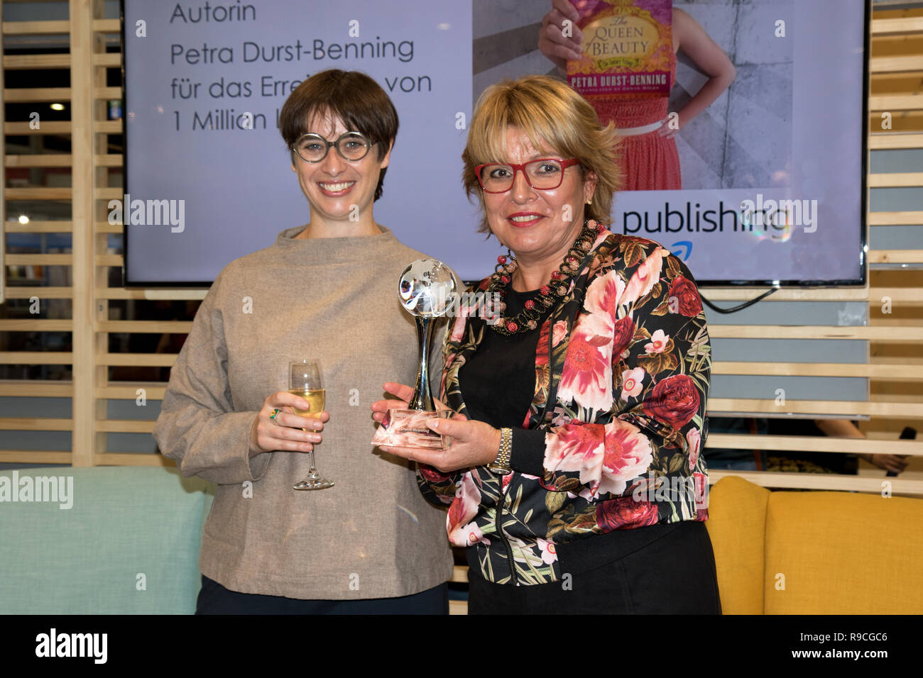 an award and a toast for the author petra dust-benning given to her ...