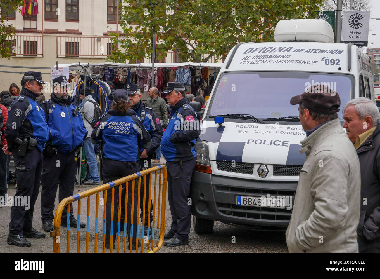 Police municipale de madrid hi-res stock photography and images - Alamy