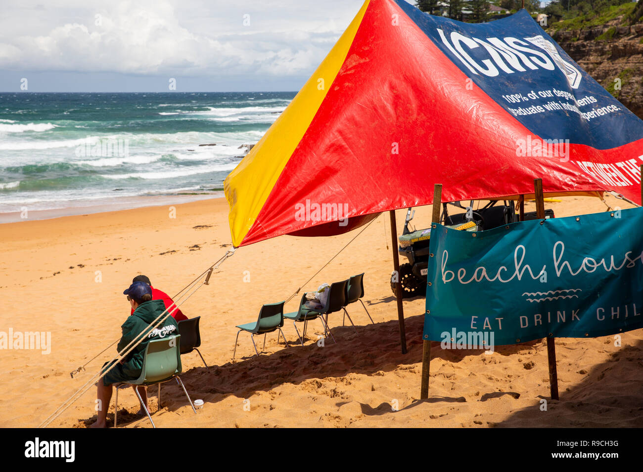 Australian lifeguard on Avalon Beach in Sydney,NSW,Australia Stock ...