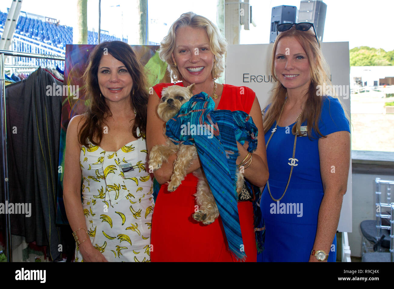 BRIDGEHAMPTON, NY - AUGUST 26: Nellie Sciutto, Kim Charlton and Amanda ...