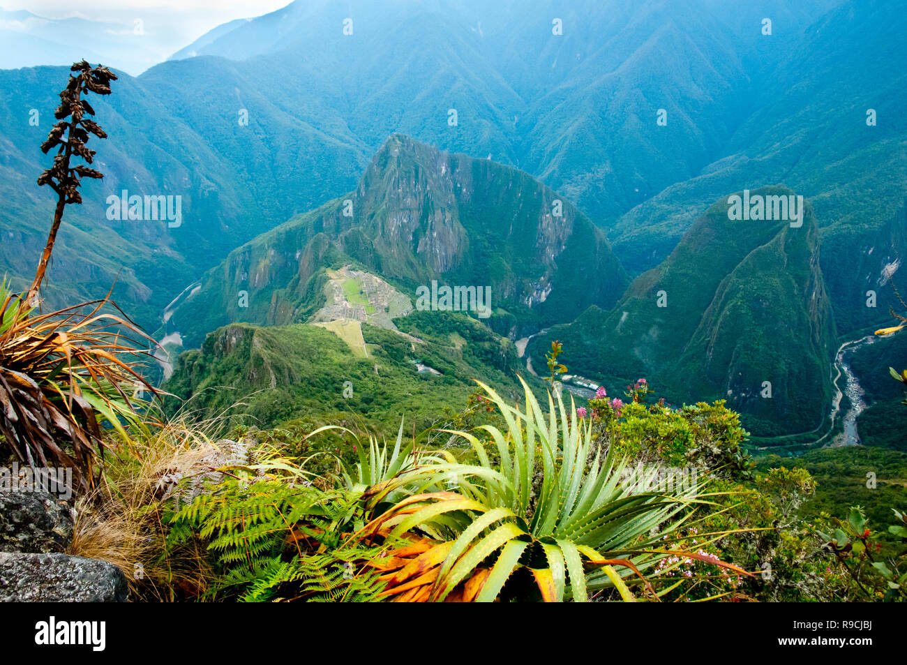 Urubamba valley peru hi-res stock photography and images - Alamy