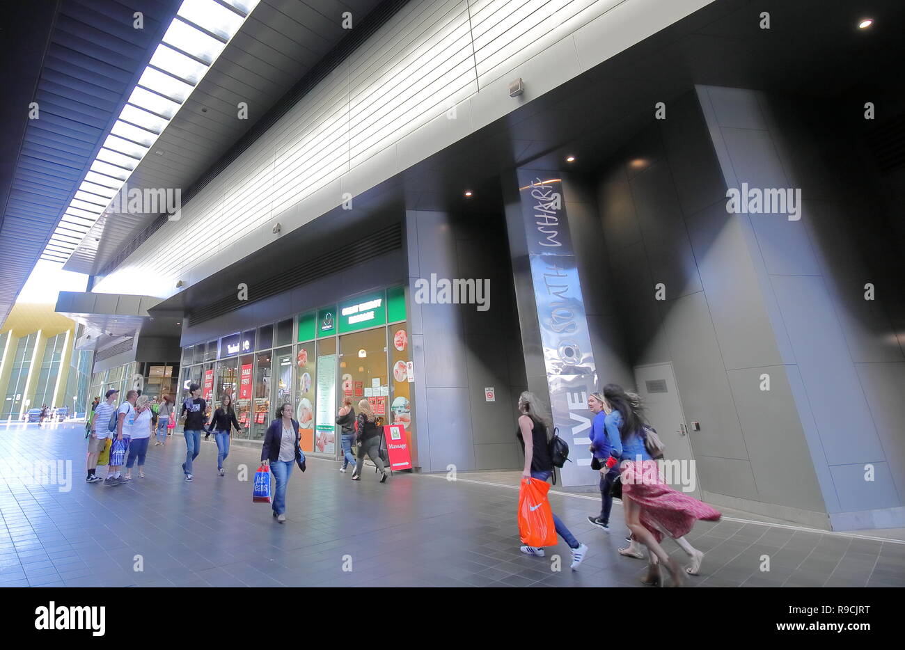 Dfo melbourne hi-res stock photography and images - Alamy