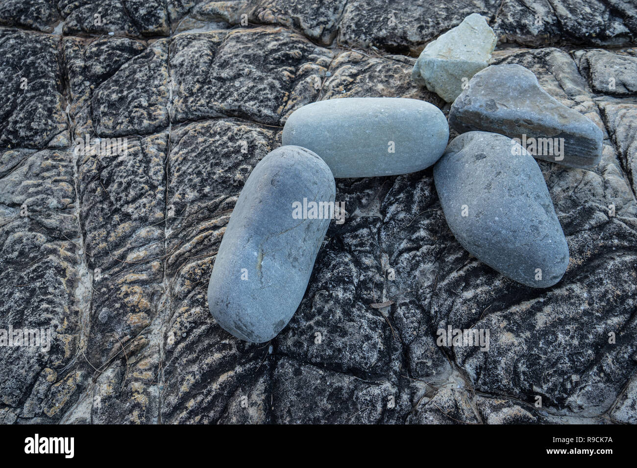 Large smooth rocks hi-res stock photography and images - Alamy