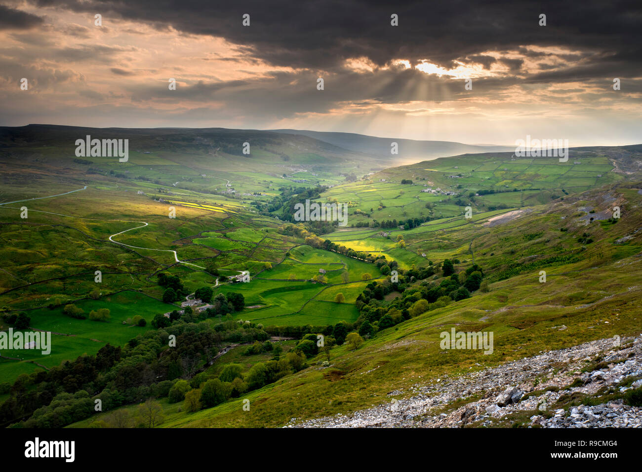 Fremington Edge; Sunset; Swaledale; Yorkshire; UK Stock Photo - Alamy