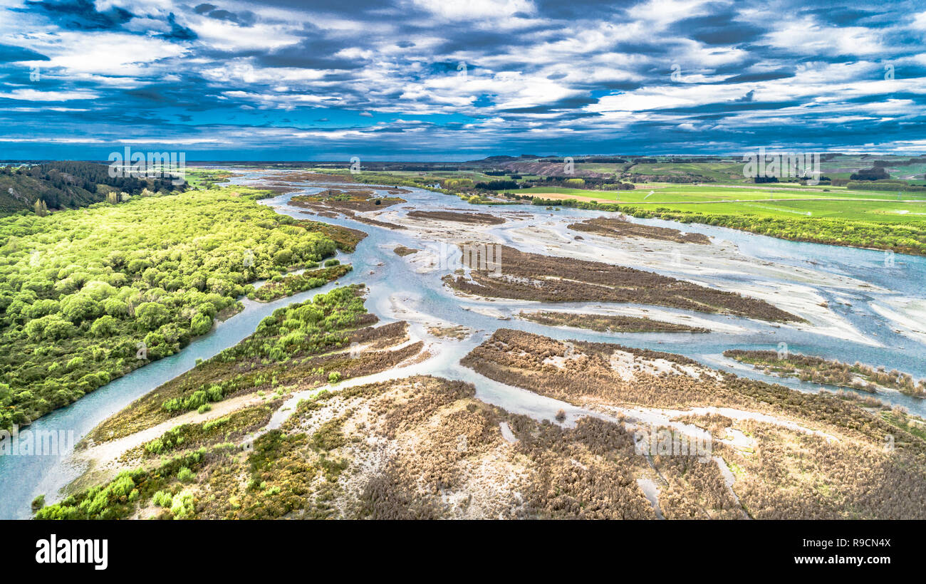 Waitaki River New Zealand Stock Photo - Alamy