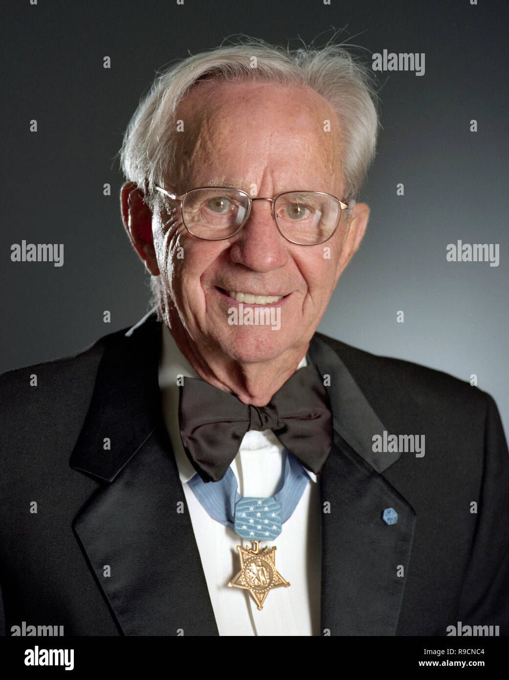 Medal of honor hi-res stock photography and images - Alamy