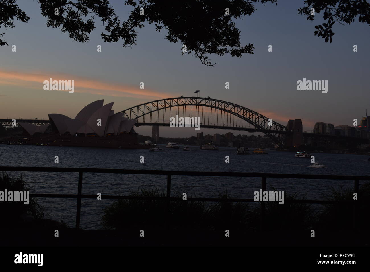 Bridge scenery hi-res stock photography and images - Alamy