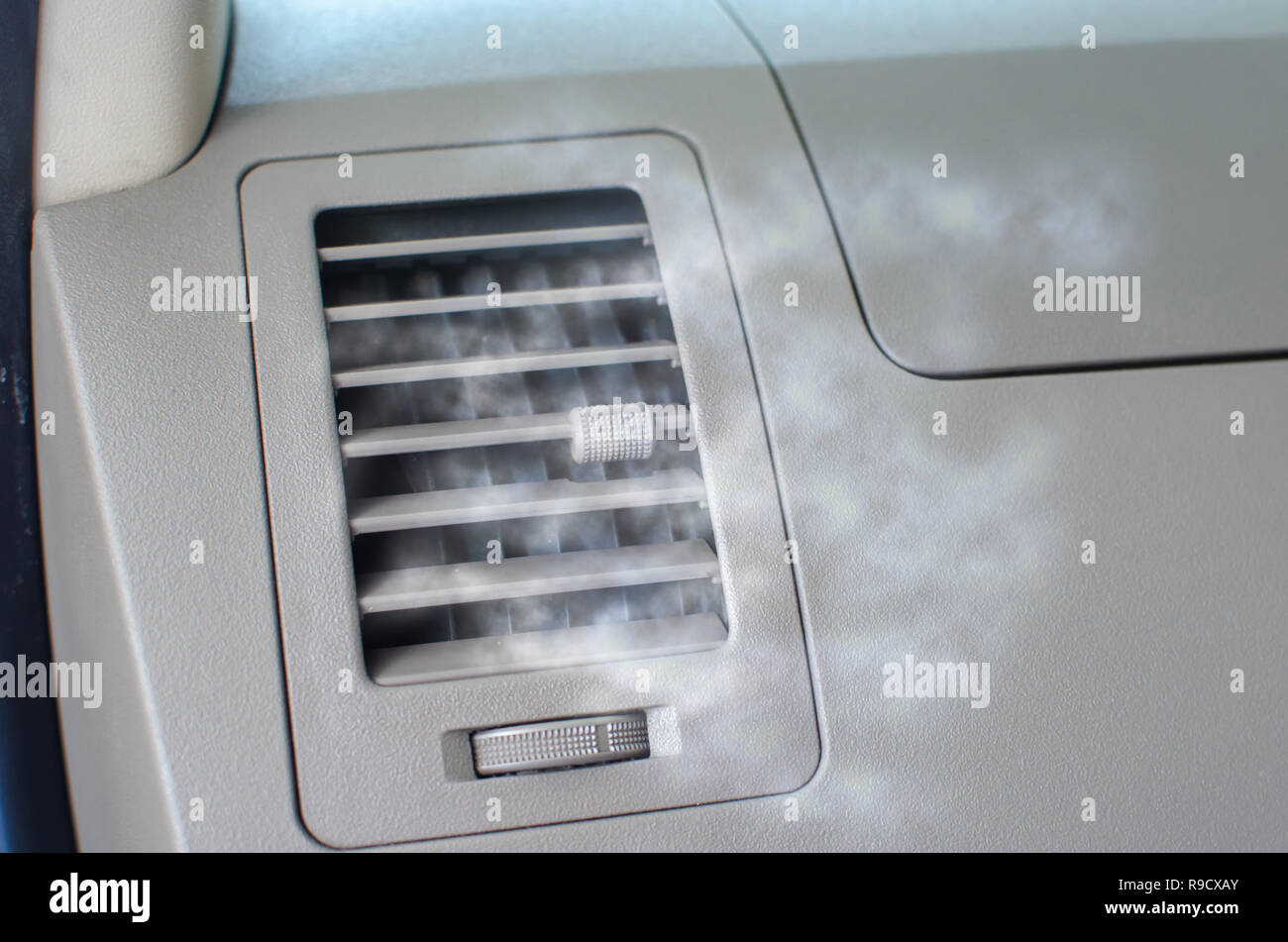 Car cabin temperature hi-res stock photography and images - Alamy